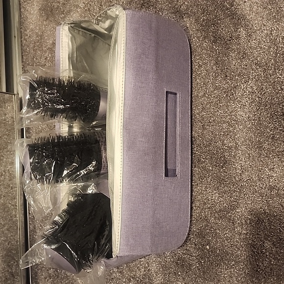 MONAT GLOBAL | Hair | Monat Travel Case And Brush Set | Poshmark